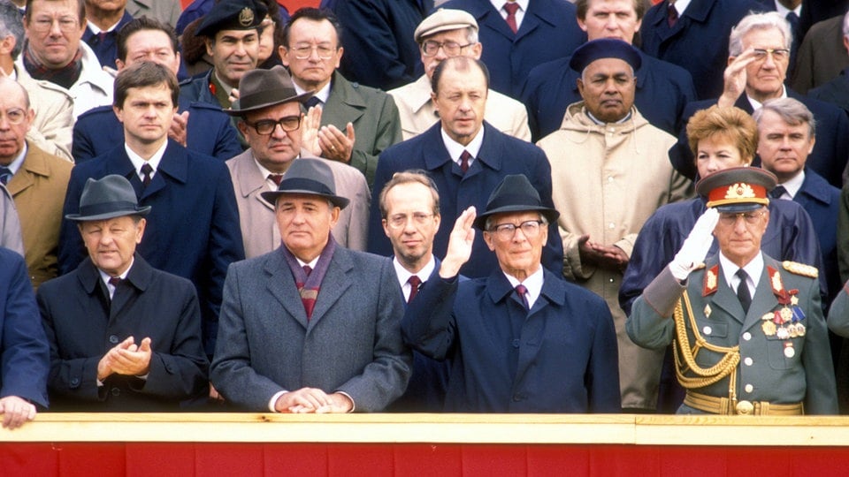 Politbüro - Machtzentrale der SED | MDR.DE