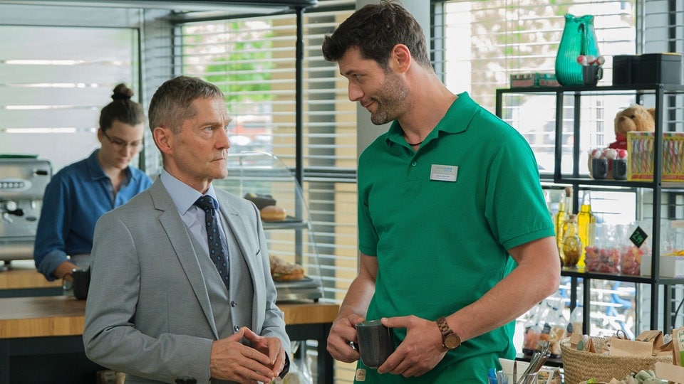 Folgenquiz In aller Freundschaft: Die Gewissheit von gestern | Das Erste