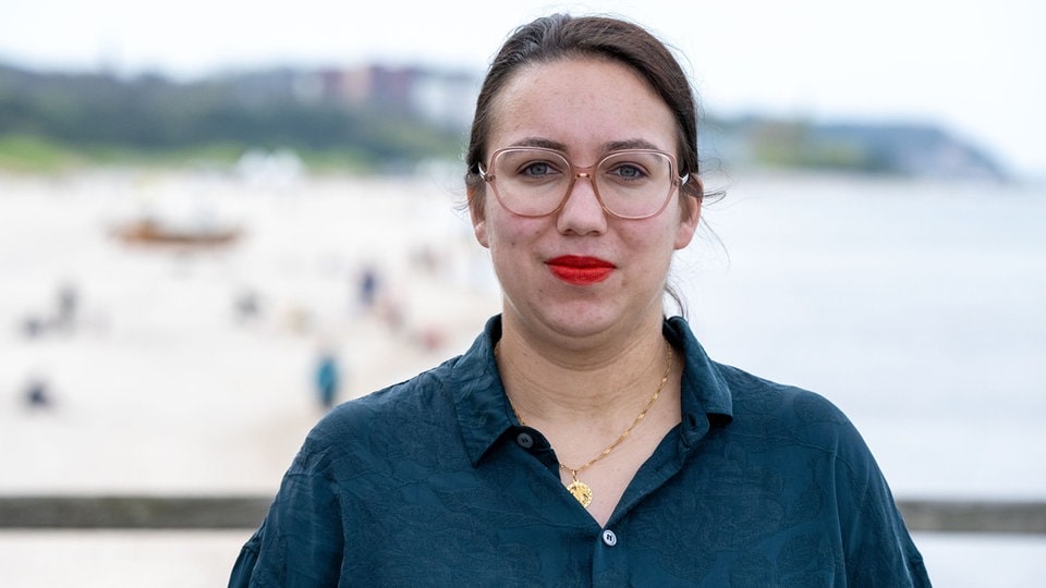 Leipzig: Ronya Othmann erhält Erich-Loest-Preis | MDR.DE