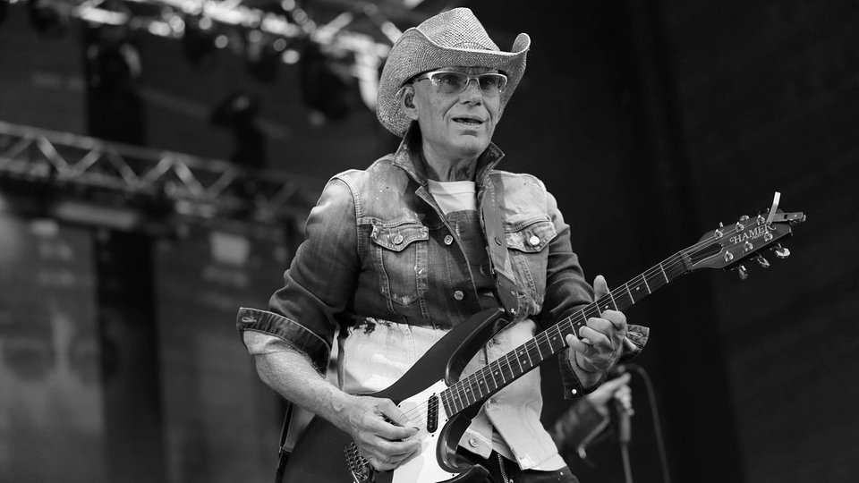 Musikwelt trauert um City-Gründer Fritz Puppel | MDR.DE