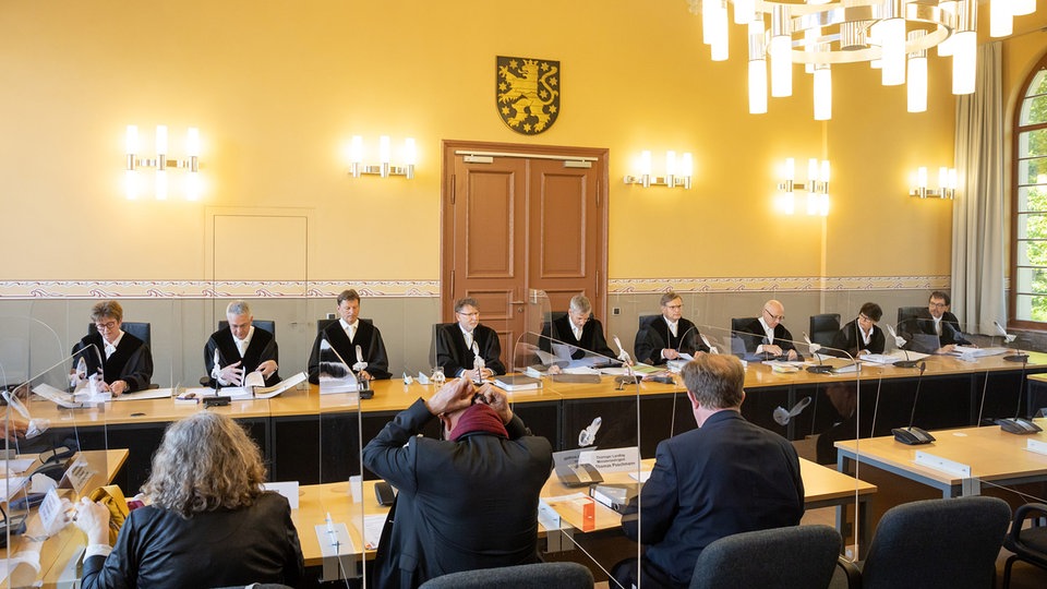 Newsblog: Verfassungsgerichtshof will Freitag über weiteres Vorgehen ...