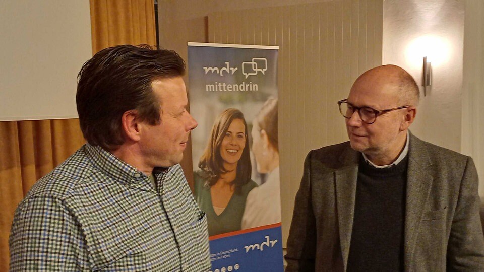 "Solche Entdeckungsreisen zu machen, ist DNA des MDR" - MDR mit Doku-Premiere im Rittersaal | MDR.DE