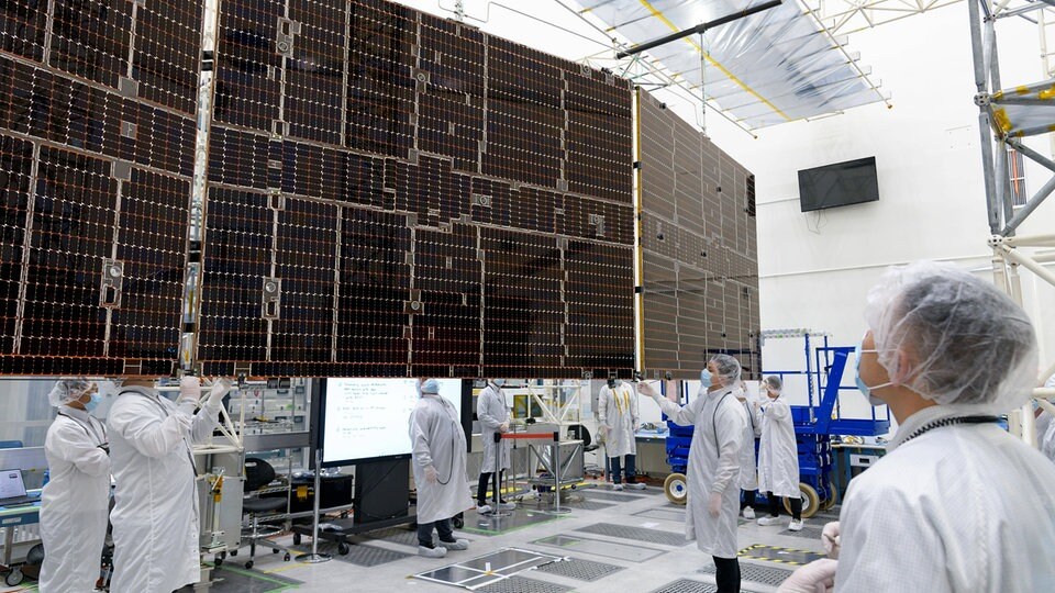 Neuste Nasa-Mission zum Metall-Asteroid (16) Psyche startet | MDR.DE